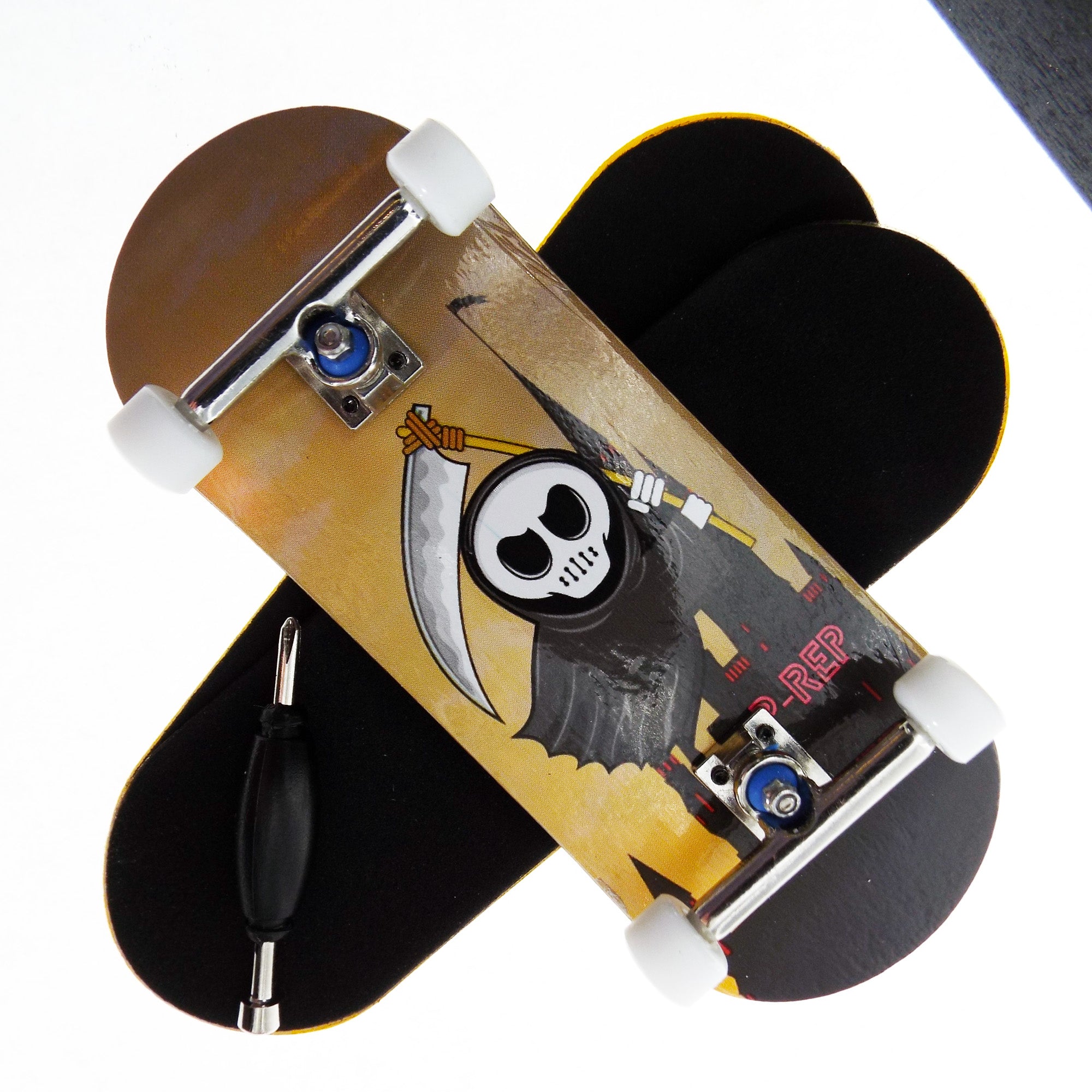 Broken Knuckle Fingerboards - fingerboard your own way
